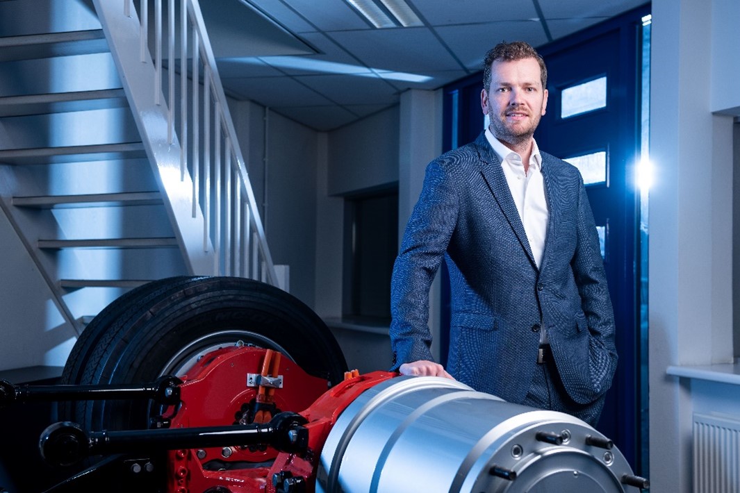 e-Traction of Netherlands Rolls Ahead with New EV Powertrain Designs ...