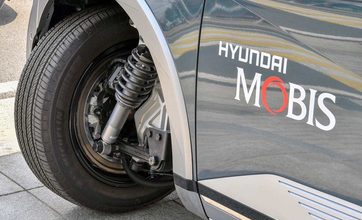 In-Wheel Motor Key Component in Hyundai Mobis Electrification Platform ...